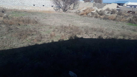 Xo'ja yakshab qishlog'i markazida joylashagan hovli sotiladi