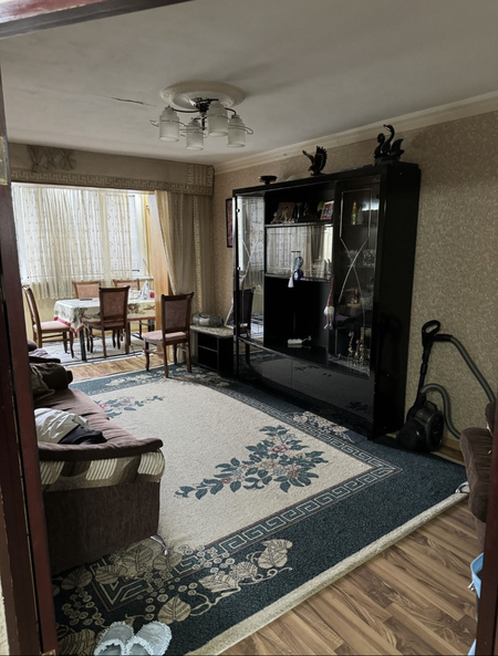 Срочно продвется квартира 3/4/5 Шота-Руставели