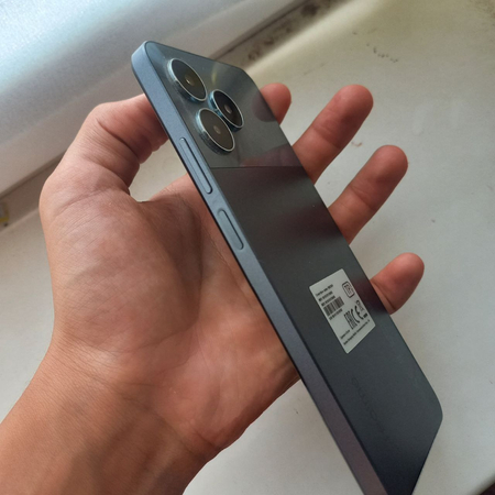 Realme not 50 Toza