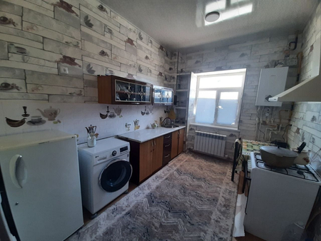 Вакзол ёнида 2хонали кв ижарага барилади.