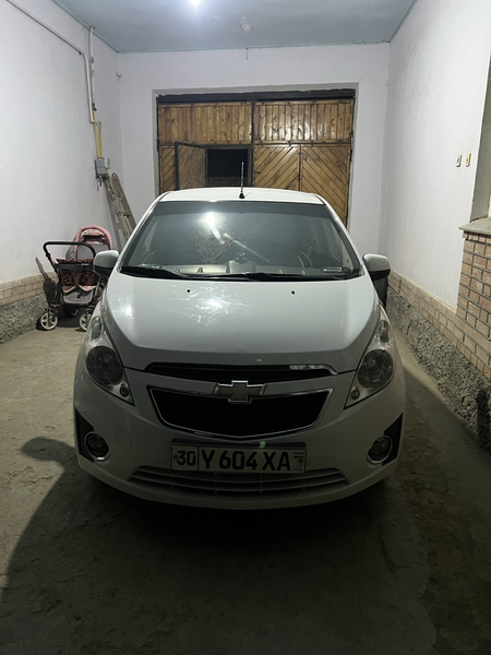 Chevrolet Spark Сотилади