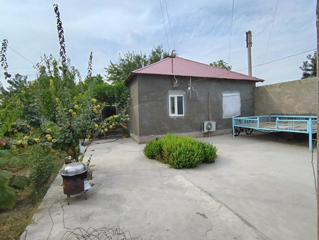 СРОЧНО ПРОДАЕТСЯ Чирчик ш. Тукай СВТ дача 4 сотих 3х ховли