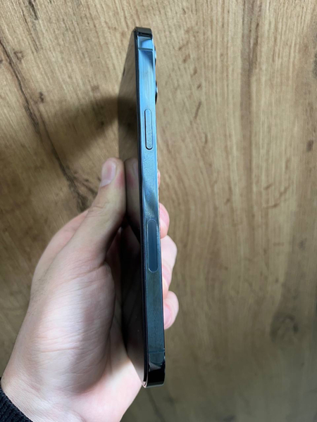 Iphone 12 pro Max sotiladi