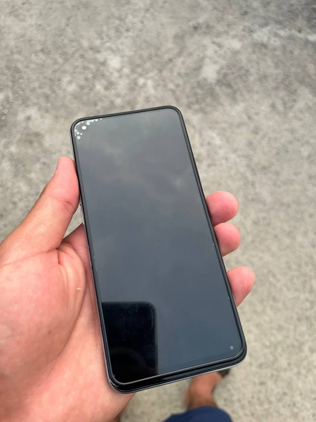Realme 6  eng zo'ri 6/128