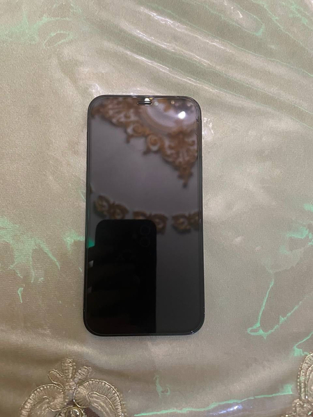 Iphone 12 pro kafolati bilan