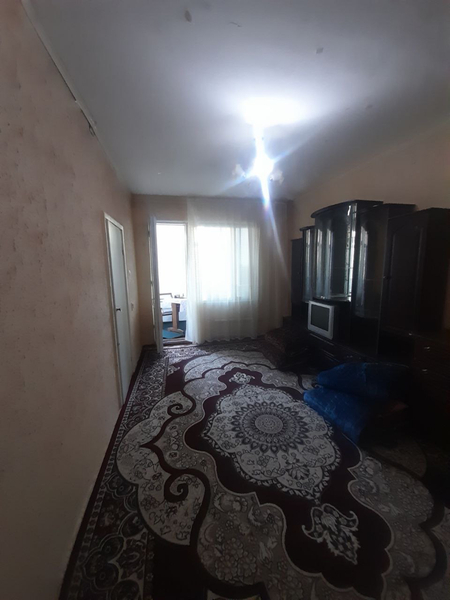 Arenda kivartira Yashnabod 1xona 2xona qilingan kadishva 3-bekat oldid