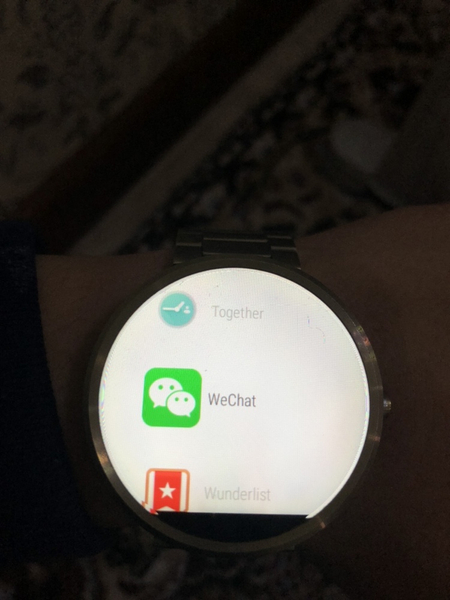 Smart watch Variantga Va Motorolla Moto360 Gold 24K Rasprodaja.