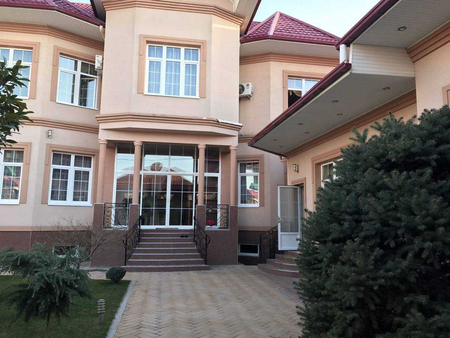 V1893 Продается Дом на Ул.Никитина 5,5соток 6комнат 2этажный Санузел:5
