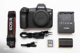 Фотоаппарат Canon EOS R Body