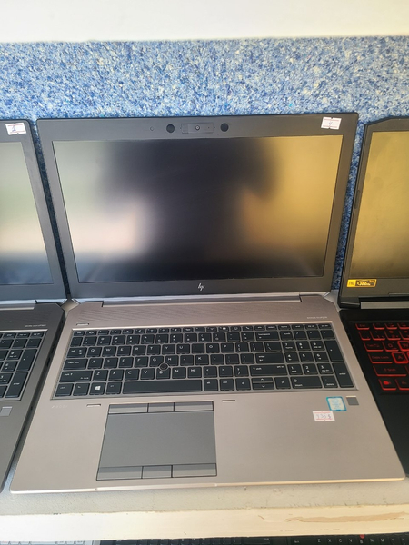 HP ZBook core i7-9850H/ RAM 16GB/ 256GB SSD/ Nvidia 4GB Quadro T2000