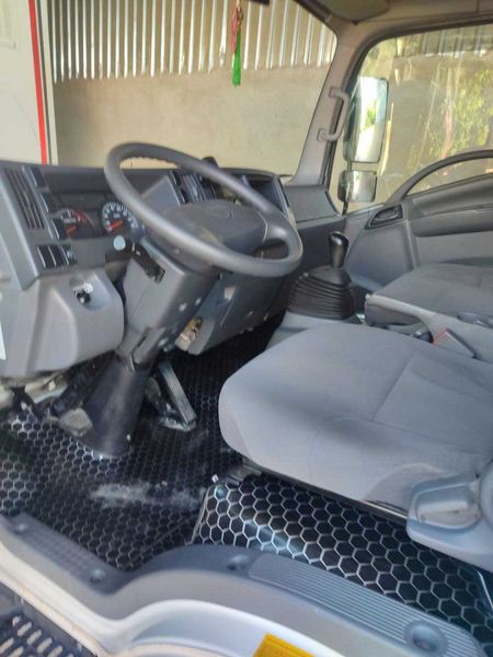ISUZU юк автомашинаси сотилади