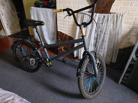 Велосипед под BMX
