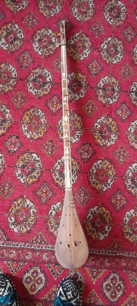 Sato, Tanbur sotiladi