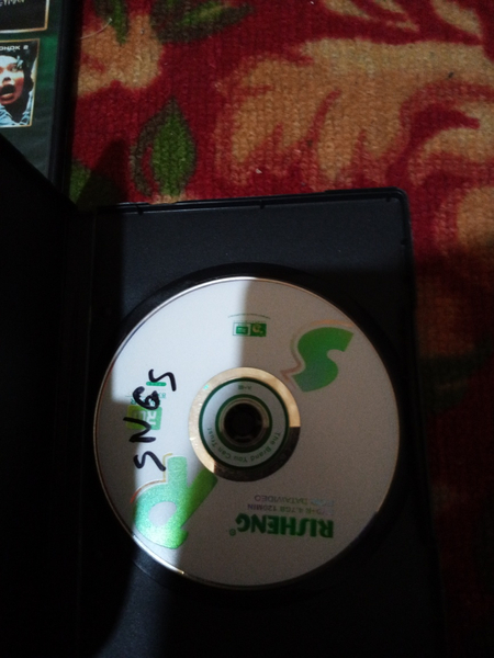 Диски  DVD 8 ужастиков