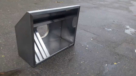 Зонт из нержавейки с кассетами квадратный