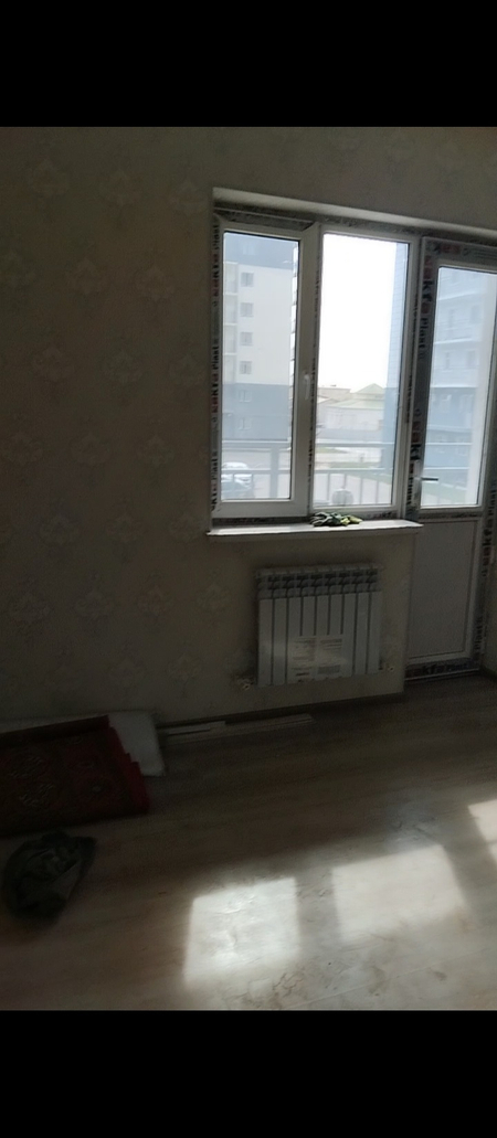 Нокис каласинда 2 ханали евроремонт, новостройка арендага бериледи..
