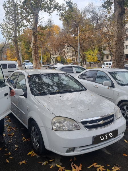 Chevrolet lacetti