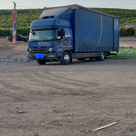 Gruzavoy automobile