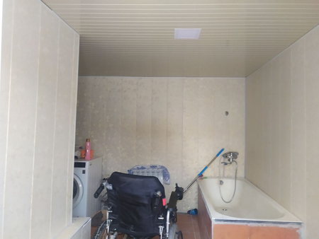 Tinchlik metroda qizlaga xazaykali uy ijaraga beriladi