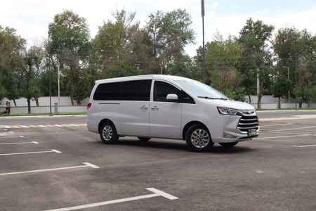 JAC M4 mehanika 11 kishilik full konditsioner abs bor