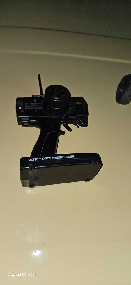 RC мoдель c ДВС Mercedes нитpo 18