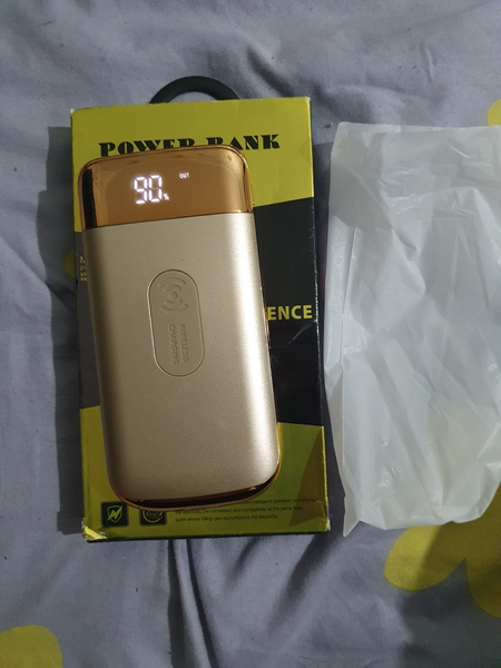 Powerbak 20 000mAh simsiz zaryad beradi