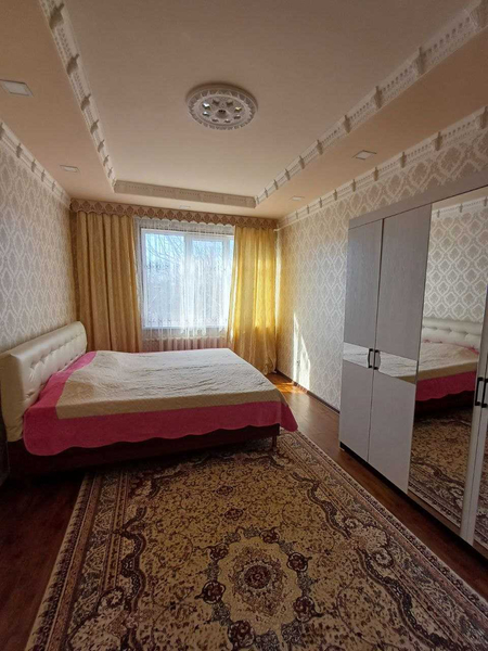 Туркистон метро ёнида 3 Хонали квартира аоендага берилади IB 026