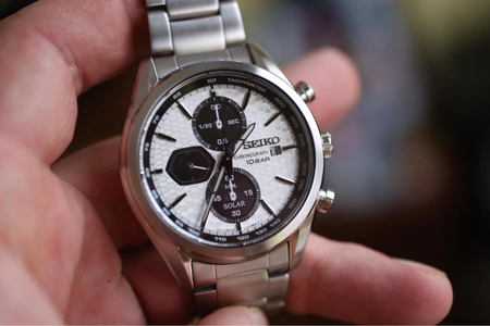 Seiko Solar Chronograph White