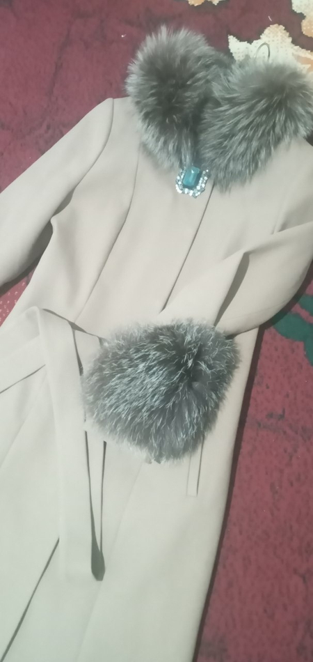 Ayollar paltosi 46 48 razmer