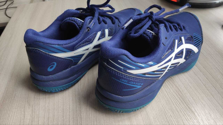 Кроссовки для тенниса ASICS на мальчика
