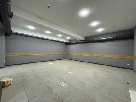Аренда Коммерция 255m2 Цоколь первая линия (Jane)