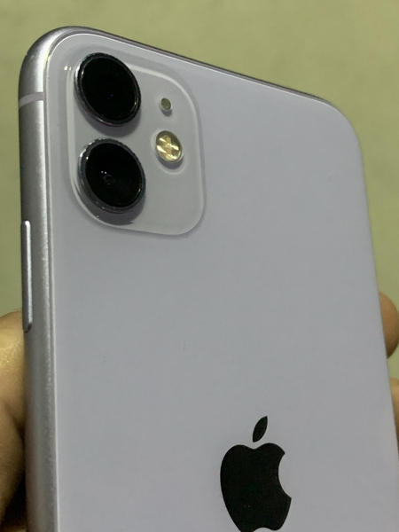 Iphone 11 sotiladi