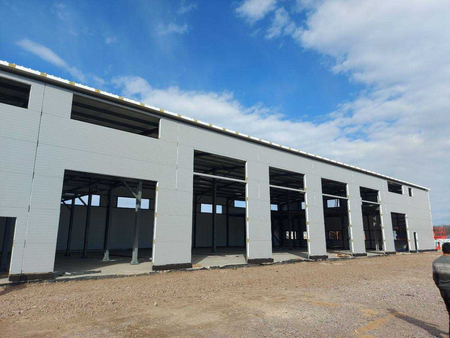 Sanoat bino, fabrika, angar, ombor, do'kon, ofis, kafe, atelye quramiz
