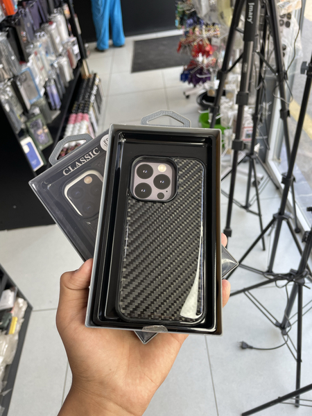 15 Pro ga Carbon Chexol