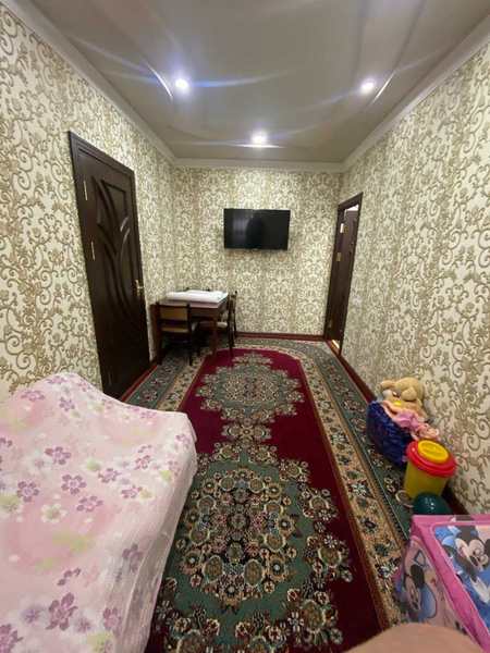 Азия супермаркет,бывший кинотеатр Нукус 4/4/9,площадь 92,5 м2