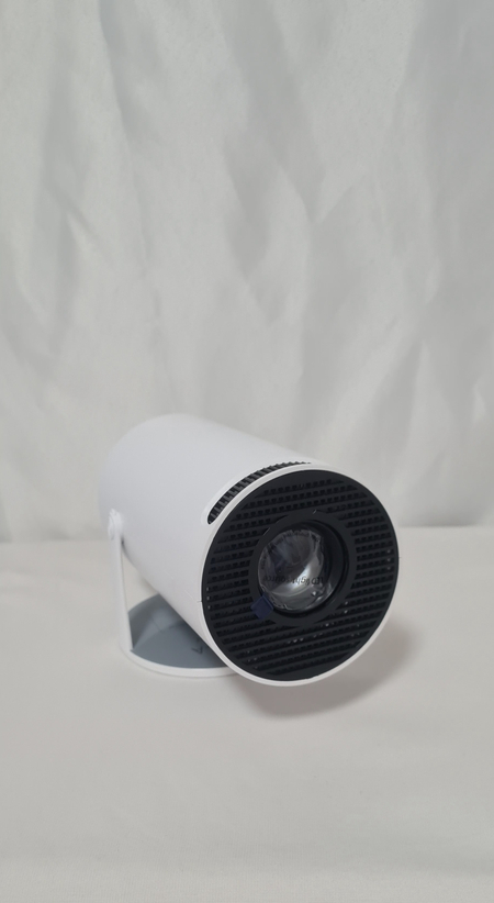 aqilli videoproyektor, 4K - Full HD effekt, 180 gradus aylanish,