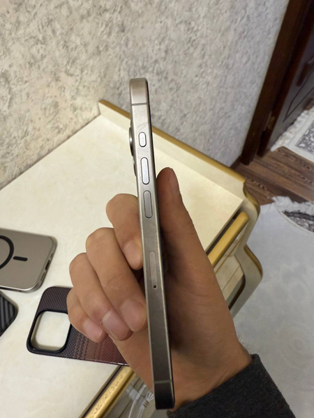 IPhone 15 pro 256