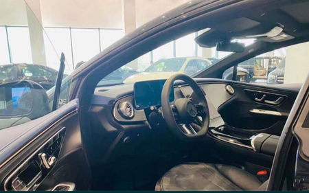 Mersedes-Benz EQE 350. To‘lov turi siz hohlagan usulda.