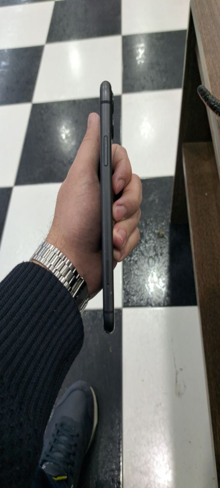 Ipone 11 bir qul ishlashi zur
