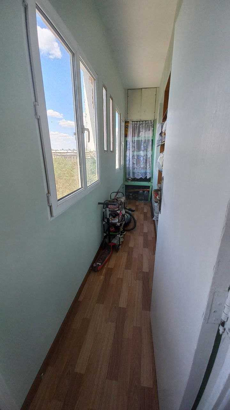 Продается квартира авиасозлар Кадышева 1/6/9 42м²