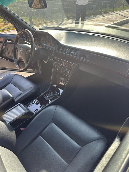 Продаётся мерседес W124 Wolf