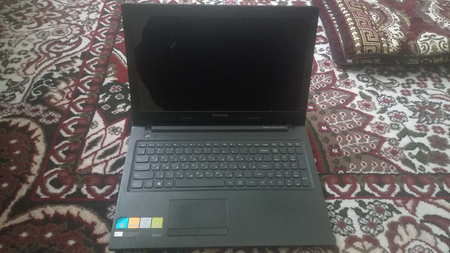 Lenovo AMD 10 A sotiladi
