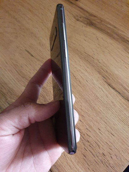 Samsung S10 + sotiladi!