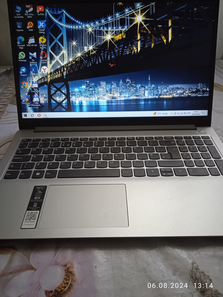 Notebook sotilad holati yangi karobka dakumenti bilan