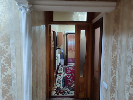 Кредитга Берилади. Сергели-4  3/4/5 Балкон 2*6 СРОЧНА Сотилади.