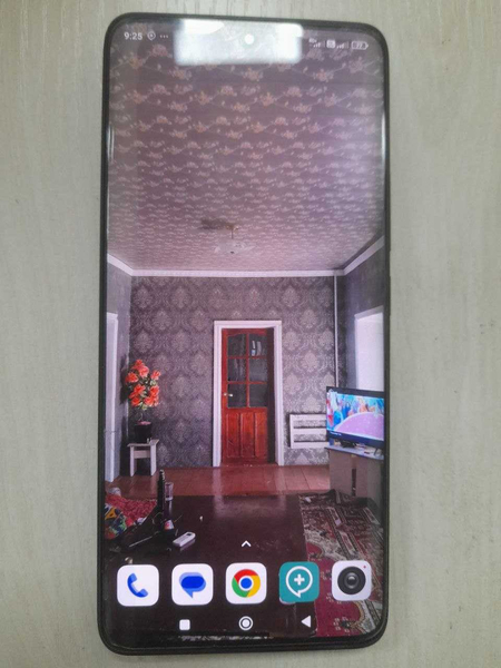 Телефон Redmi note 13 Pro + 5 G  сотилади