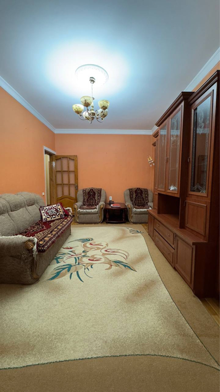 Продаётся Юнусабад 5кв 3/4/5