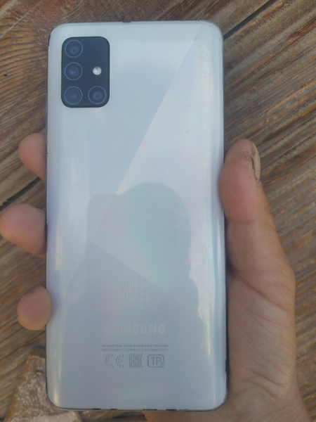 Samsung a51 4/64