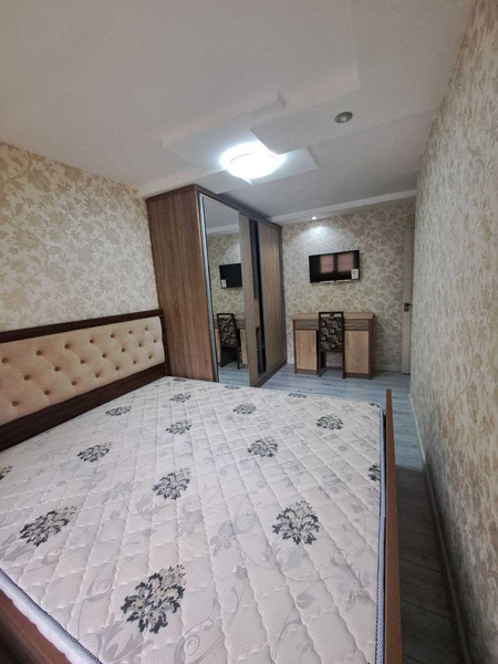 V4172 3в4/3/5 Ок Тепа круг  Ор.р: Возле речка  75м2 евро ремонт