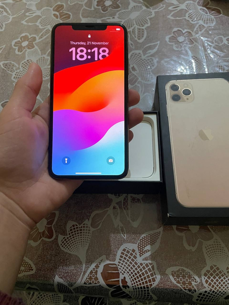 Iphone11 pro max 64gb 81%
